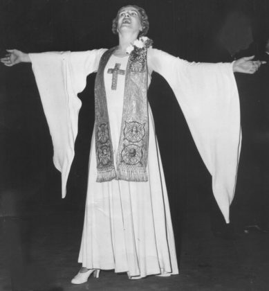 Biography of Aimee Semple McPherson - Believers Portal