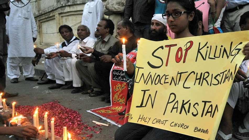 There Are Over 200 Christians Jailed In Pakistan For Blasphemy - Ex ...