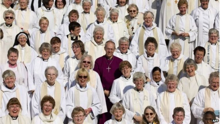 First Time Female Priests Were Ordained In The Church Of England ...